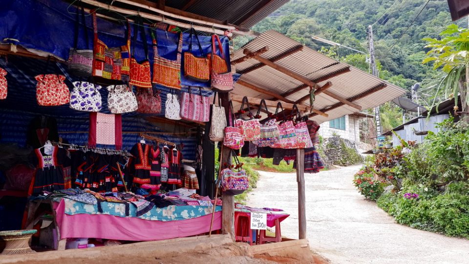 Doi Pui Hmong Hill Tribe Village : A Cultural Gem