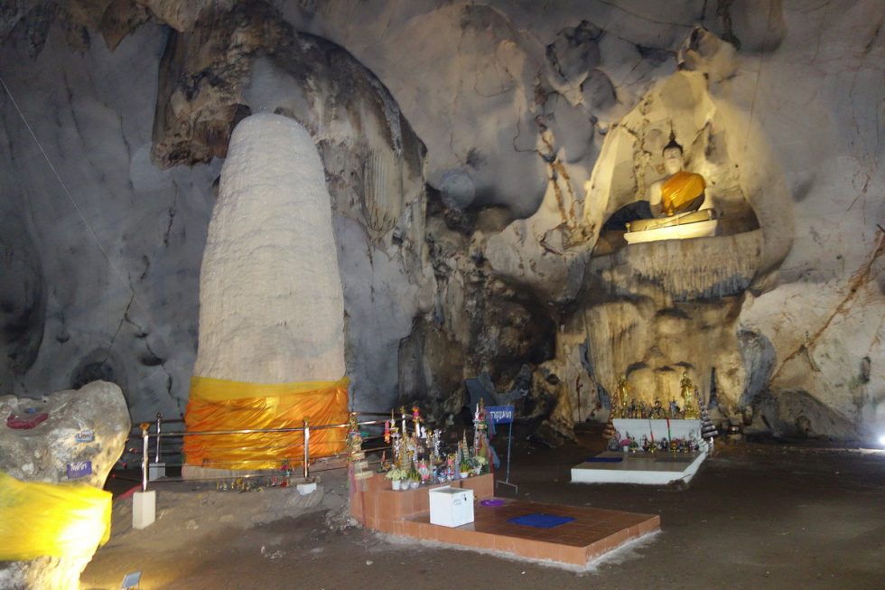 Muang On Cave : A Journey into Chiang Mai's Underground