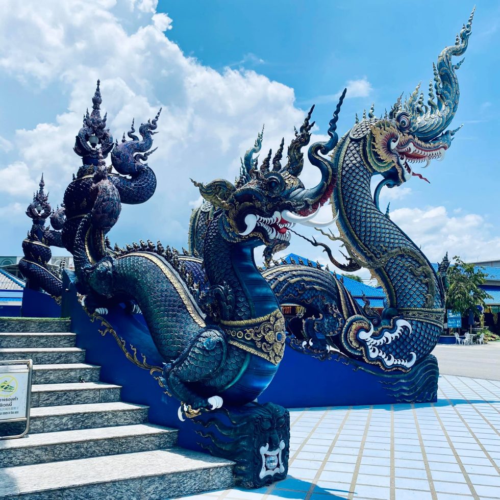 Wat Rong Suea Ten: Explore Lanna Art at the Blue Temple